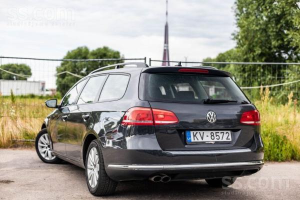 Pelēks Volkswagen Passat B7 2013 Rīga, ar dzinēja tilpumu 2.00 L un nobraukumu 304 tūkst. km par 5490 €, foto 6 vietnē AUTOMOTO.COM.LV