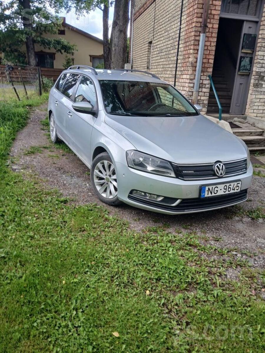 Pelēks Volkswagen Passat B7 2013 Cēsis, ar dzinēja tilpumu 1.60 L un nobraukumu 409 tūkst. km par 4100 €, foto 1 vietnē AUTOMOTO.COM.LV