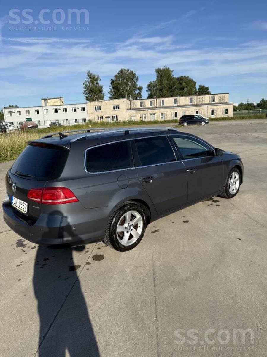 Pelēks Volkswagen Passat B7 2013 Liepāja, ar dzinēja tilpumu 1.60 L un nobraukumu 297 tūkst. km par 3800 €, foto 3 vietnē AUTOMOTO.COM.LV