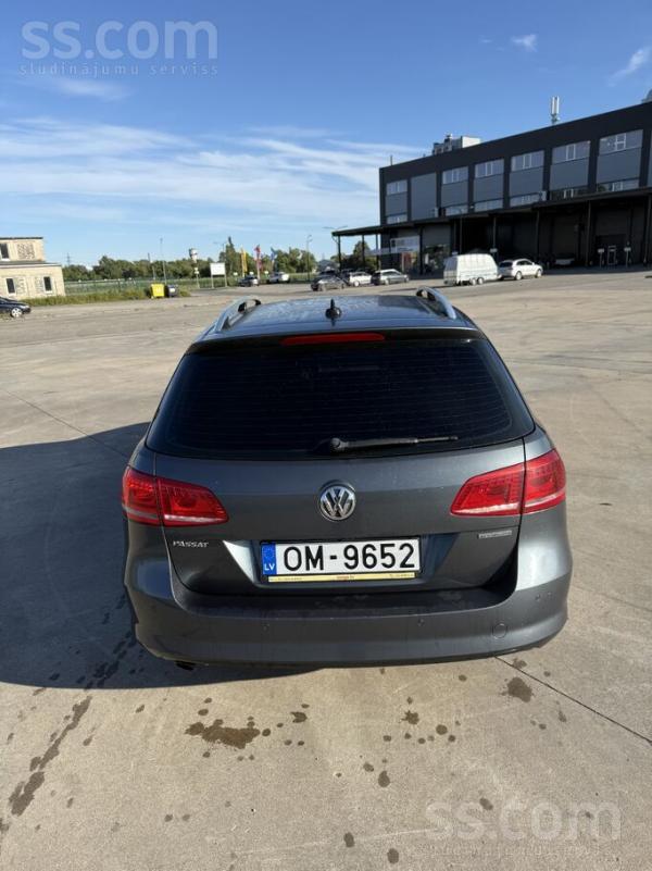 Pelēks Volkswagen Passat B7 2013 Liepāja, ar dzinēja tilpumu 1.60 L un nobraukumu 297 tūkst. km par 3800 €, foto 6 vietnē AUTOMOTO.COM.LV
