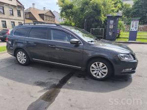 Pelēks Volkswagen Passat B7 2013 Rīga, ar dzinēja tilpumu 2.00 L un nobraukumu 292 tūkst. km par 4550 €, foto  vietnē AUTOMOTO.COM.LV