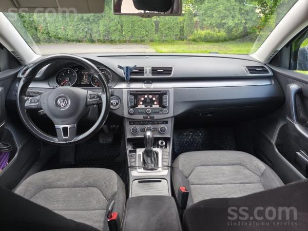 Pelēks Volkswagen Passat B7 2013 Rīga, ar dzinēja tilpumu 2.00 L un nobraukumu 292 tūkst. km par 4550 €, foto 6 vietnē AUTOMOTO.COM.LV