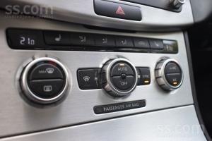 Grey Volkswagen Passat B7 2013 in Kuldiga, with an engine capacity of 2.00 L and mileage of 0 thousand km for 7490 €, photo 12 on AUTOMOTO.COM.LV