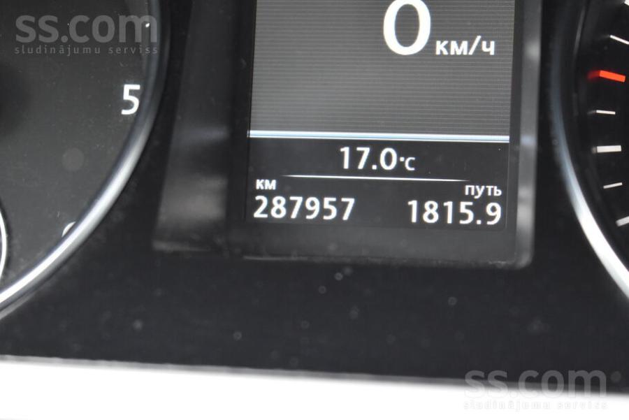 Grey Volkswagen Passat B7 2013 in Kuldiga, with an engine capacity of 2.00 L and mileage of 0 thousand km for 7490 €, photo 16 on AUTOMOTO.COM.LV