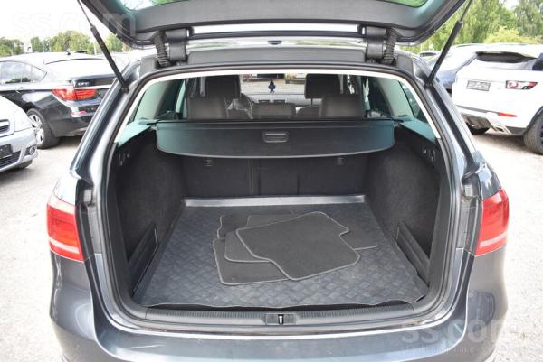 Grey Volkswagen Passat B7 2013 in Kuldiga, with an engine capacity of 2.00 L and mileage of 0 thousand km for 7490 €, photo 8 on AUTOMOTO.COM.LV