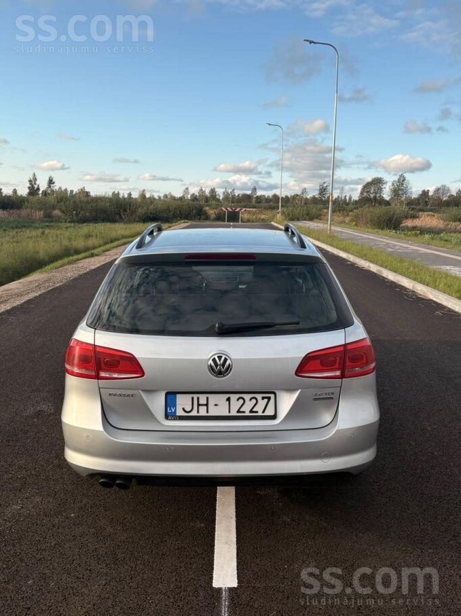 Pelēks Volkswagen Passat B7 2013 Jelgava, ar dzinēja tilpumu 2.00 L un nobraukumu 328 tūkst. km par 4590 €, foto 6 vietnē AUTOMOTO.COM.LV