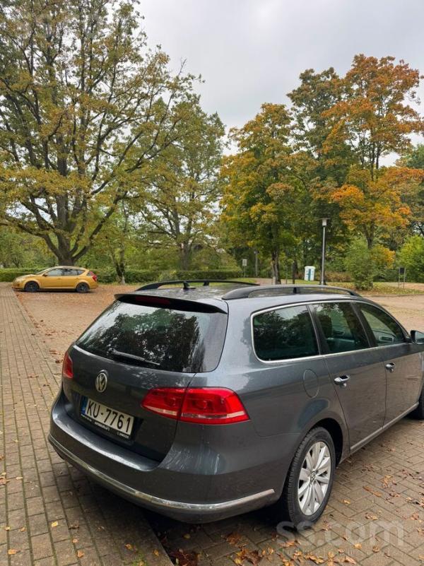 Grey Volkswagen Passat B7 2013 in Riga, with an engine capacity of 2.00 L and mileage of 430 thousand km for 4000 €, photo 3 on AUTOMOTO.COM.LV