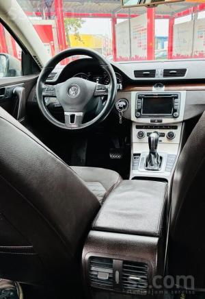 Pelēks Volkswagen Passat B7 2013 Rīga, ar dzinēja tilpumu 2.00 L un nobraukumu 342 tūkst. km par 3400 €, foto 9 vietnē AUTOMOTO.COM.LV