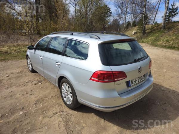 Grey Volkswagen Passat B7 2014 in Riga, with an engine capacity of 2.00 L and mileage of 315 thousand km for 4450 €, photo 2 on AUTOMOTO.COM.LV