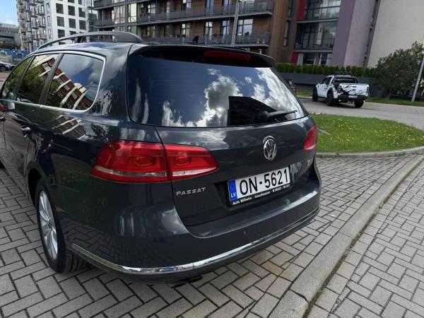 Grey Volkswagen Passat B7 2014 in Riga, with an engine capacity of 2.00 L and mileage of 346 thousand km for 3990 €, photo 6 on AUTOMOTO.COM.LV