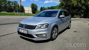 Pelēks Volkswagen Passat B7 2014 Rīga, ar dzinēja tilpumu 2.00 L un nobraukumu 321 tūkst. km par 6900 €, foto  vietnē AUTOMOTO.COM.LV