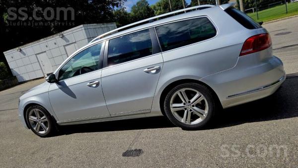 Grey Volkswagen Passat B7 2014 in Riga, with an engine capacity of 2.00 L and mileage of 321 thousand km for 6900 €, photo 8 on AUTOMOTO.COM.LV