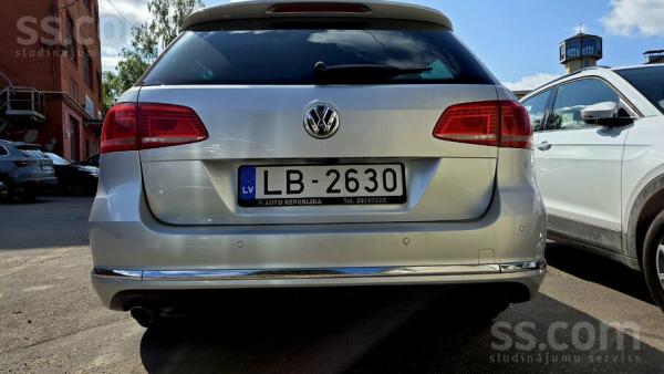 Grey Volkswagen Passat B7 2014 in Riga, with an engine capacity of 2.00 L and mileage of 321 thousand km for 6900 €, photo 9 on AUTOMOTO.COM.LV