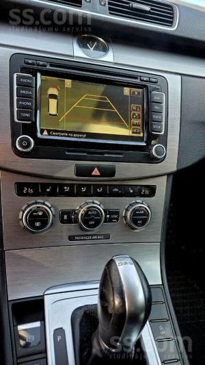 Grey Volkswagen Passat B7 2014 in Riga, with an engine capacity of 2.00 L and mileage of 321 thousand km for 6500 €, photo 14 on AUTOMOTO.COM.LV