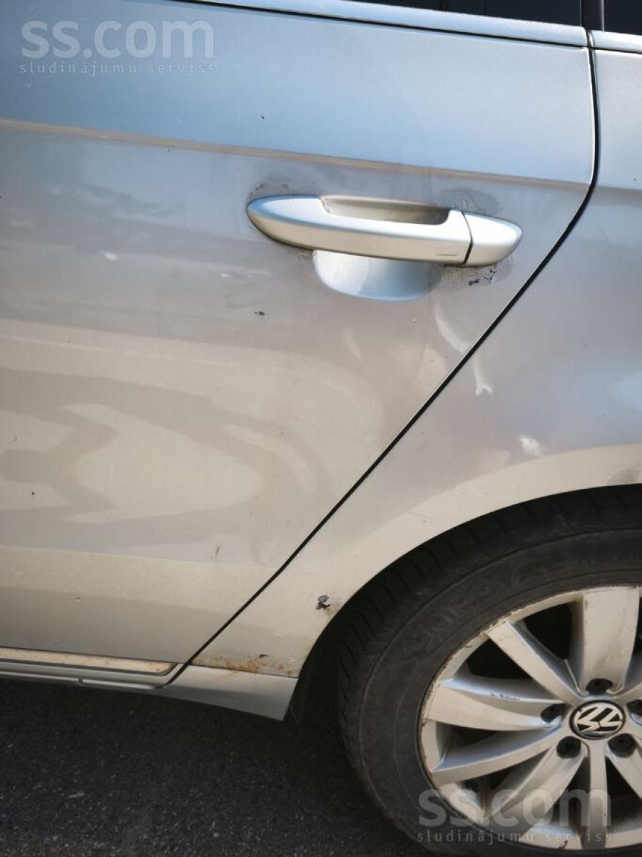 Pelēks Volkswagen Passat B7 2014 Rīga, ar dzinēja tilpumu 1.80 L un nobraukumu 360 tūkst. km par 1100 €, foto 8 vietnē AUTOMOTO.COM.LV
