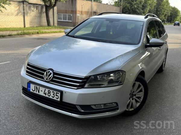 Pelēks Volkswagen Passat B7 2014 Jelgava, ar dzinēja tilpumu 1.80 L un nobraukumu 342 tūkst. km par 2200 €, foto 2 vietnē AUTOMOTO.COM.LV