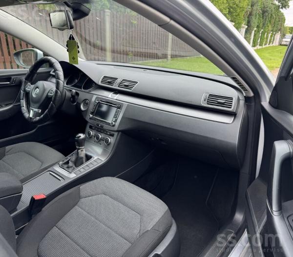 Pelēks Volkswagen Passat B7 2014 Jelgava, ar dzinēja tilpumu 1.80 L un nobraukumu 342 tūkst. km par 2200 €, foto 8 vietnē AUTOMOTO.COM.LV
