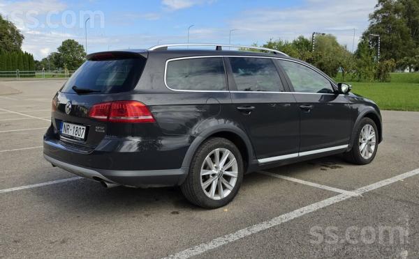 Pelēks Volkswagen Passat B7 2014 Bauska, ar dzinēja tilpumu 2.00 L un nobraukumu 318 tūkst. km par 7000 €, foto 7 vietnē AUTOMOTO.COM.LV