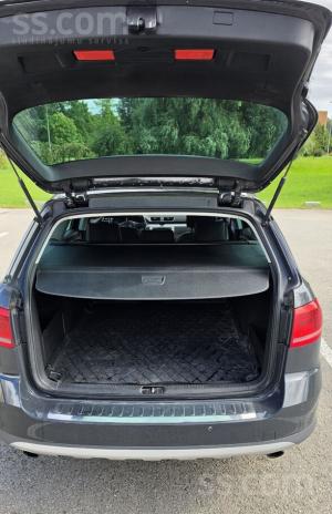 Grey Volkswagen Passat B7 2014 in Bauska, with an engine capacity of 2.00 L and mileage of 318 thousand km for 7000 €, photo 19 on AUTOMOTO.COM.LV