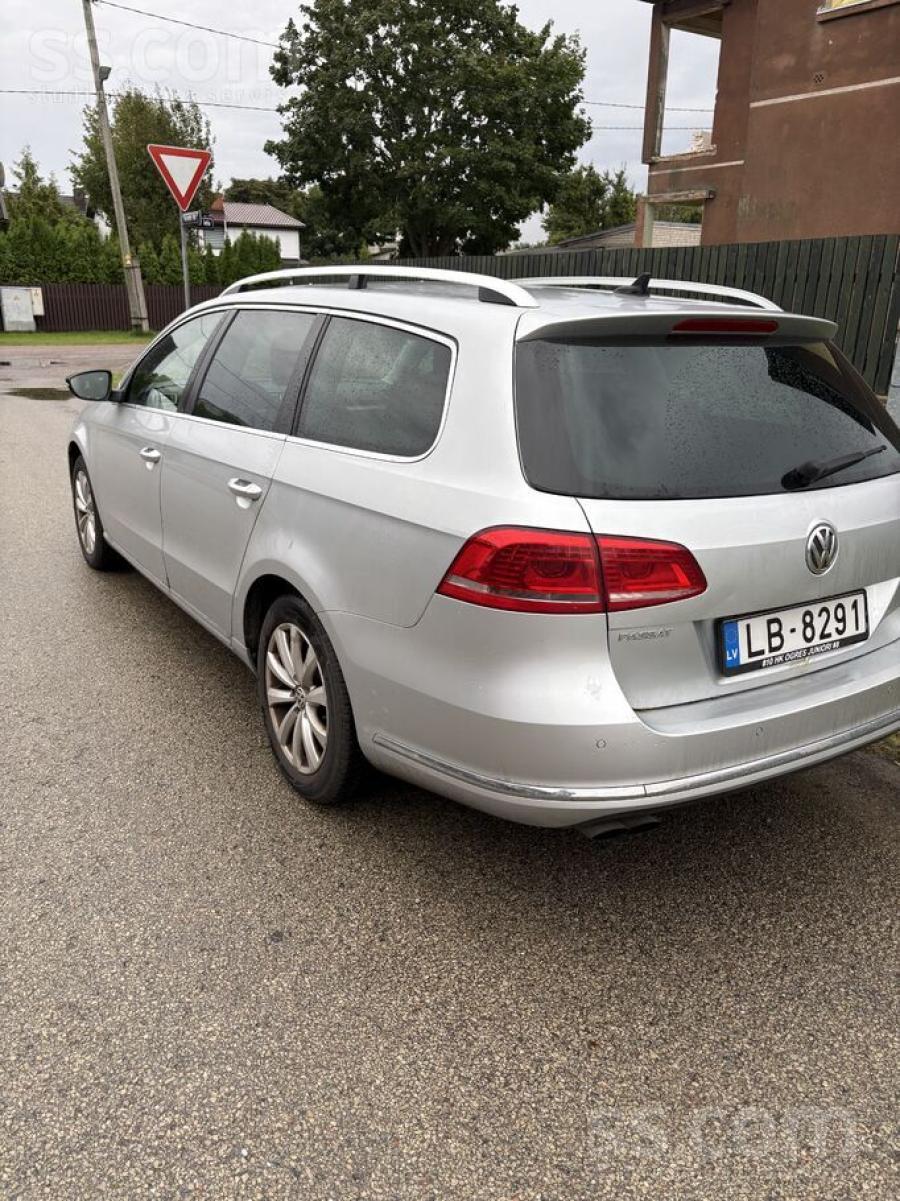 Pelēks Volkswagen Passat B7 2014 Ventspils, ar dzinēja tilpumu 2.00 L un nobraukumu 330 tūkst. km par 4000 €, foto 3 vietnē AUTOMOTO.COM.LV