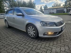 Pelēks Volkswagen Passat B7 2014 Valmiera, ar dzinēja tilpumu 2.00 L un nobraukumu 500 tūkst. km par 2950 €, foto 7 vietnē AUTOMOTO.COM.LV