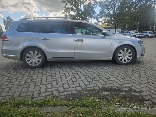 Pelēks Volkswagen Passat B7 2014 Valmiera, ar dzinēja tilpumu 2.00 L un nobraukumu 500 tūkst. km par 2950 €, foto 8 vietnē AUTOMOTO.COM.LV