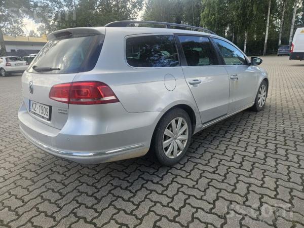 Pelēks Volkswagen Passat B7 2014 Valmiera, ar dzinēja tilpumu 2.00 L un nobraukumu 500 tūkst. km par 2950 €, foto 9 vietnē AUTOMOTO.COM.LV