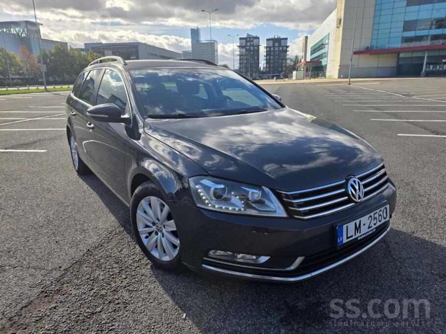Grey Volkswagen Passat B7 2014 in Riga, with an engine capacity of 2.00 L and mileage of 279 thousand km for 5100 €, photo 1 on AUTOMOTO.COM.LV