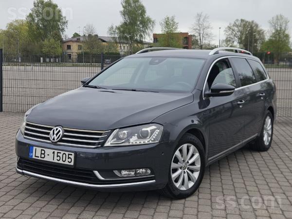 Grey Volkswagen Passat B7 2015 in Jelgava, with an engine capacity of 2.00 L and mileage of 295 thousand km for 4900 €, photo 2 on AUTOMOTO.COM.LV