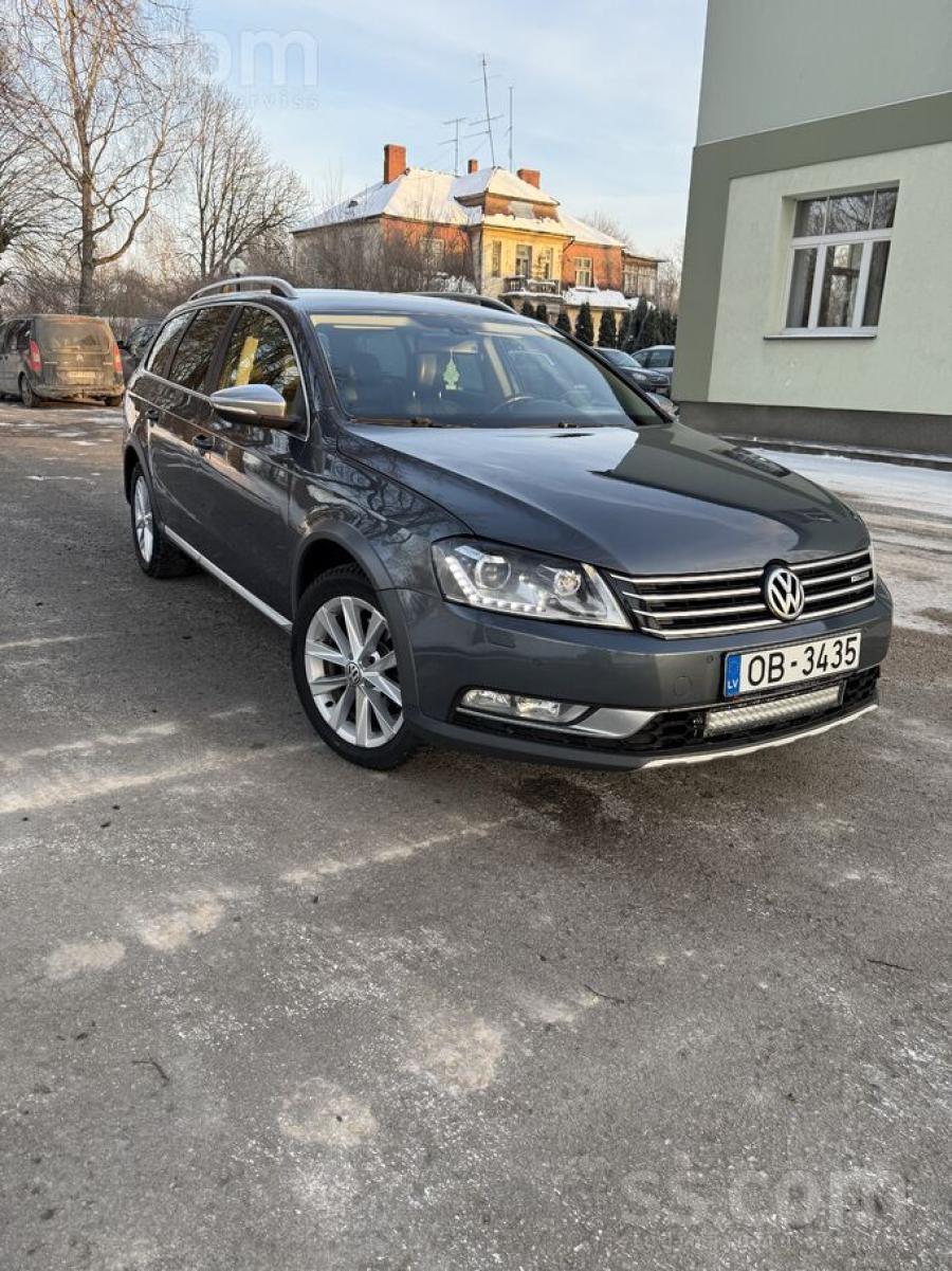 Pelēks Volkswagen Passat B7 2015 Cēsis, ar dzinēja tilpumu 2.00 L un nobraukumu 355 tūkst. km par 7500 €, foto 1 vietnē AUTOMOTO.COM.LV