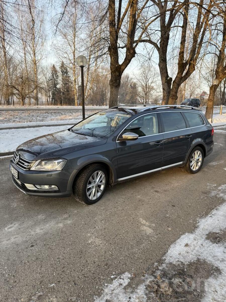Pelēks Volkswagen Passat B7 2015 Cēsis, ar dzinēja tilpumu 2.00 L un nobraukumu 355 tūkst. km par 7500 €, foto 3 vietnē AUTOMOTO.COM.LV