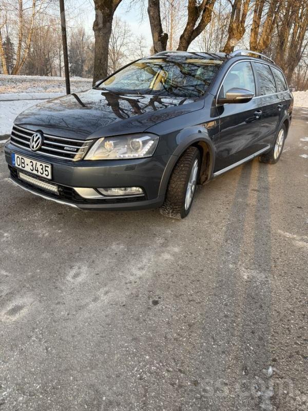 Pelēks Volkswagen Passat B7 2015 Cēsis, ar dzinēja tilpumu 2.00 L un nobraukumu 355 tūkst. km par 7500 €, foto 3 vietnē AUTOMOTO.COM.LV