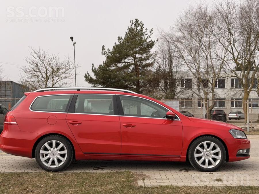 Red Volkswagen Passat B7 2013 in Liepaja, with an engine capacity of 1.60 L and mileage of 241 thousand km for 4750 €, photo 7 on AUTOMOTO.COM.LV