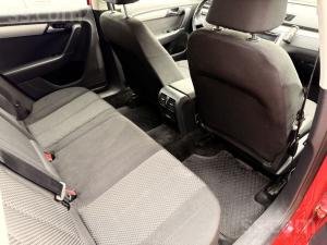 Red Volkswagen Passat B7 2013 in Liepaja, with an engine capacity of 1.60 L and mileage of 241 thousand km for 4750 €, photo 10 on AUTOMOTO.COM.LV
