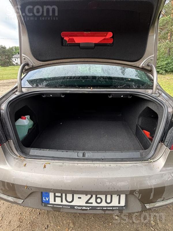 Volkswagen Passat B7 2011 Rīga, ar dzinēja tilpumu 1.80 L un nobraukumu 181 tūkst. km par 4800 €, foto 5 vietnē AUTOMOTO.COM.LV