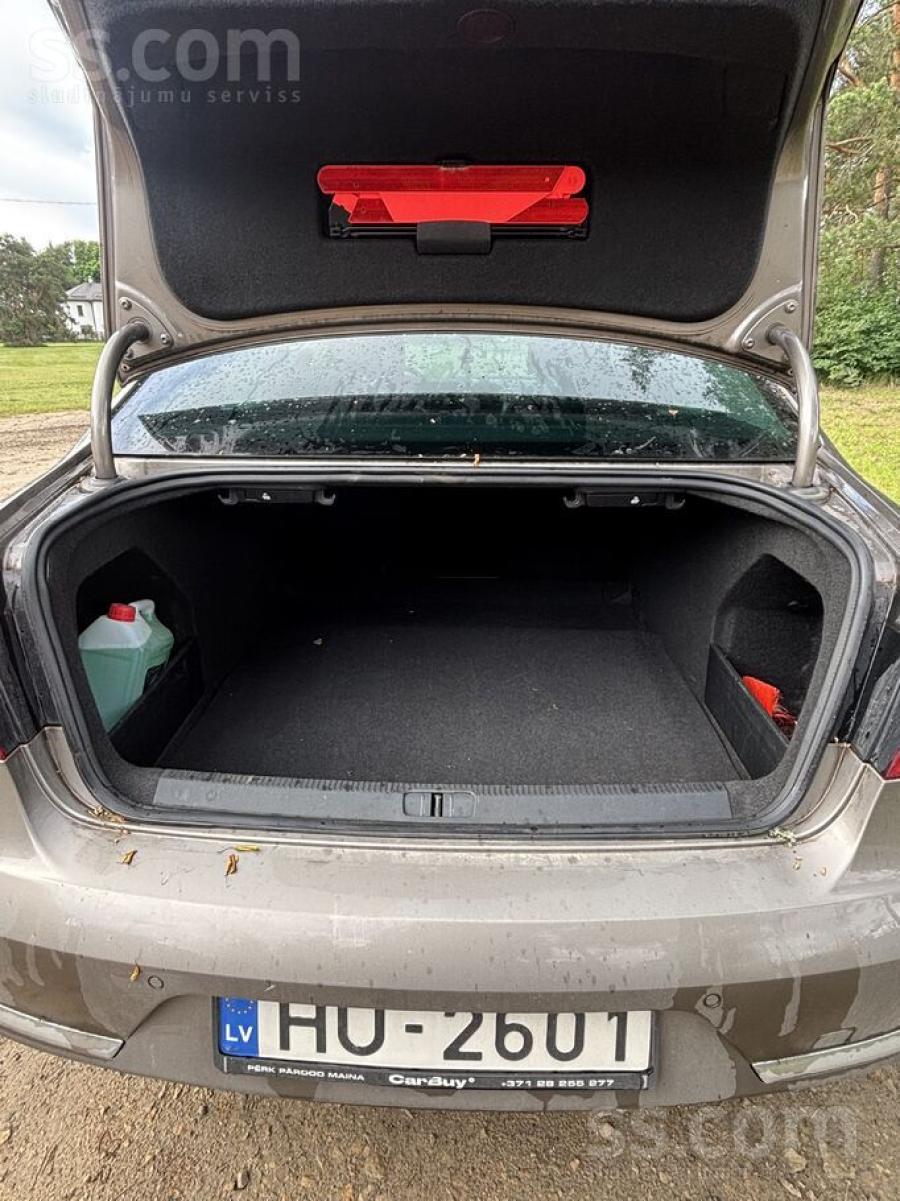 Volkswagen Passat B7 2011 Rīga, ar dzinēja tilpumu 1.80 L un nobraukumu 181 tūkst. km par 4800 €, foto 6 vietnē AUTOMOTO.COM.LV
