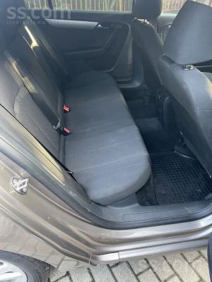 Volkswagen Passat B7 2011 Rīga, ar dzinēja tilpumu 2.00 L un nobraukumu 290 tūkst. km par 3590 €, foto 13 vietnē AUTOMOTO.COM.LV