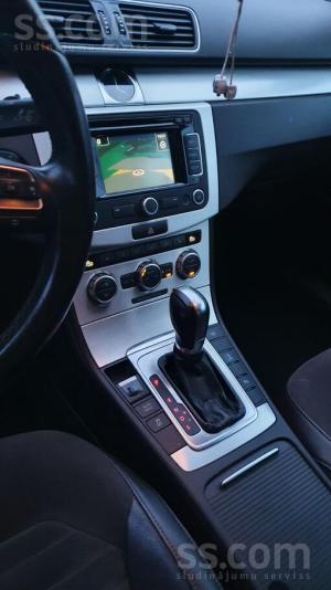 Volkswagen Passat B7 2012 in Riga, with an engine capacity of 2.00 L and mileage of 277 thousand km for 5300 €, photo 4 on AUTOMOTO.COM.LV