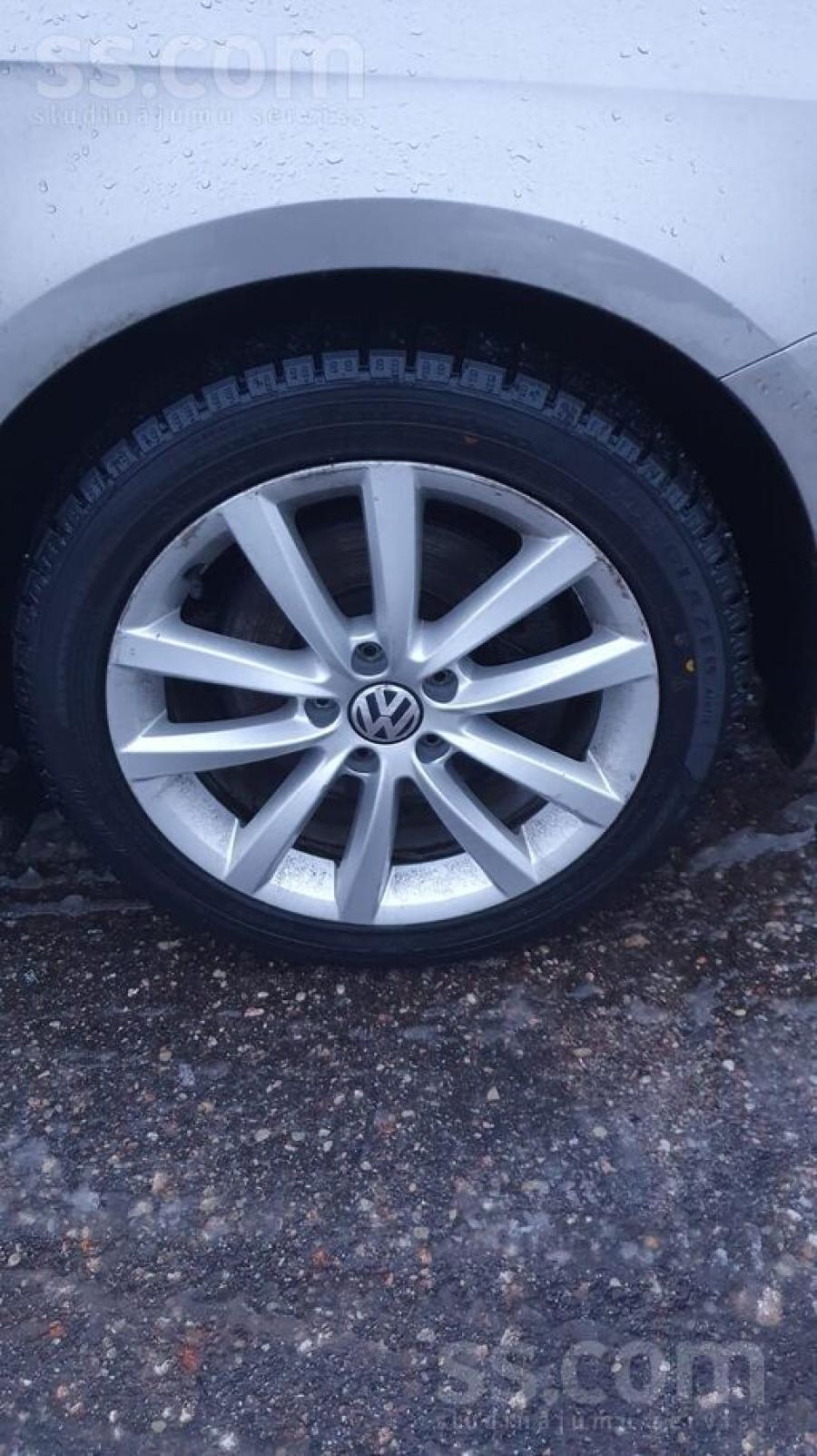 Volkswagen Passat B7 2012 in Riga, with an engine capacity of 2.00 L and mileage of 277 thousand km for 5300 €, photo 7 on AUTOMOTO.COM.LV