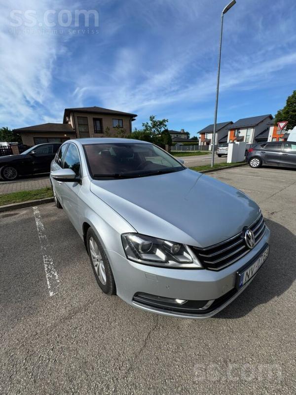Volkswagen Passat B7 2014 in Riga, with an engine capacity of 2.00 L and mileage of 176 thousand km for 8000 €, photo 1 on AUTOMOTO.COM.LV