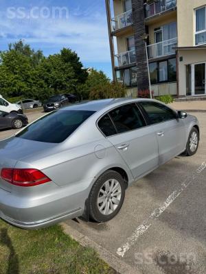 Volkswagen Passat B7 2014 Rīga, ar dzinēja tilpumu 2.00 L un nobraukumu 176 tūkst. km par 8000 €, foto 5 vietnē AUTOMOTO.COM.LV