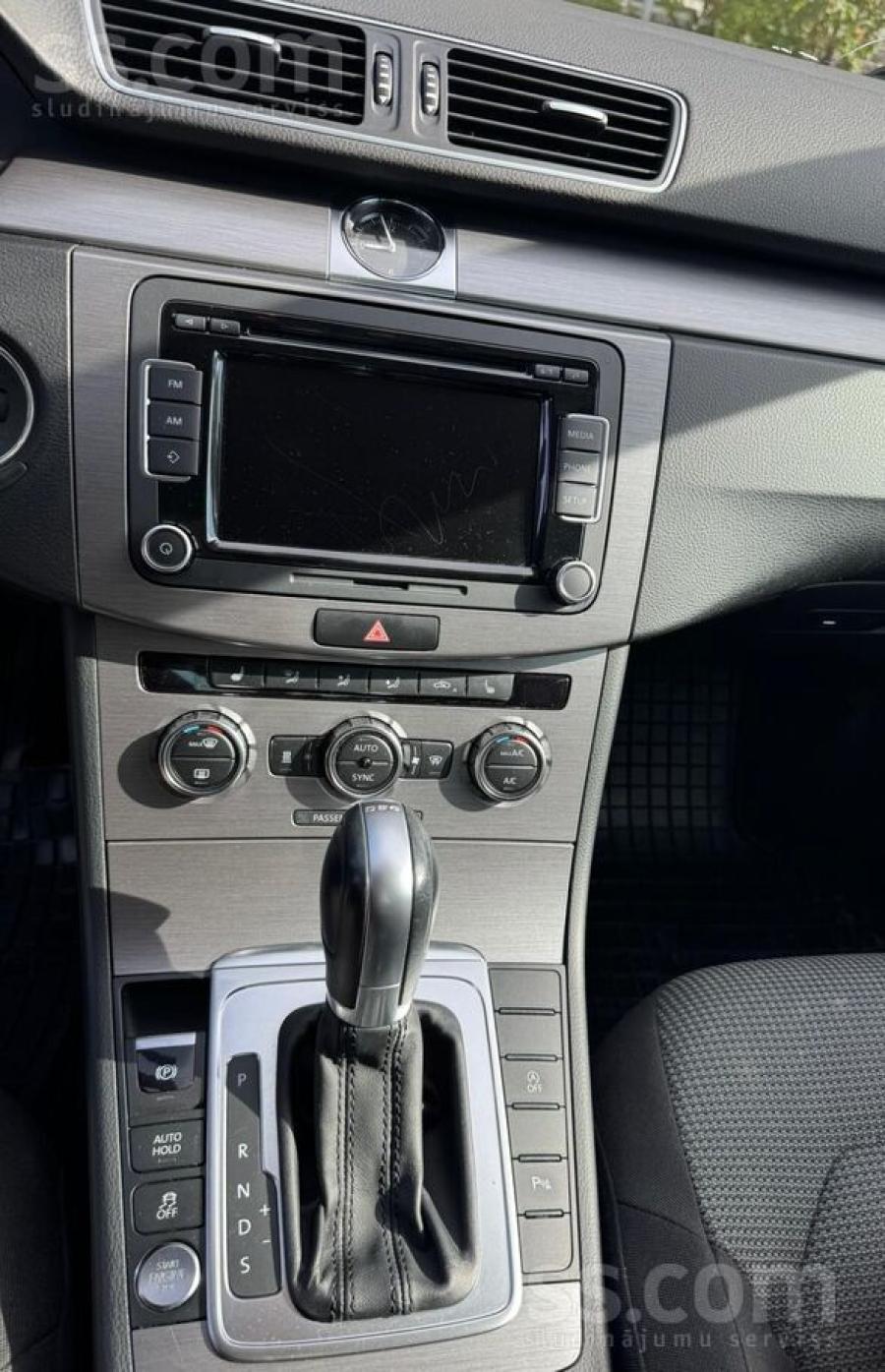 Volkswagen Passat B7 2014 Rīga, ar dzinēja tilpumu 2.00 L un nobraukumu 176 tūkst. km par 8000 €, foto 14 vietnē AUTOMOTO.COM.LV