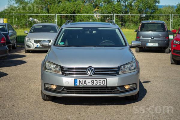Volkswagen Passat B7 2011 in Liepaja, with an engine capacity of 1.60 L and mileage of 294 thousand km for 5300 €, photo 2 on AUTOMOTO.COM.LV