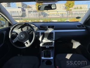 Volkswagen Passat B7 2011 in Riga, with an engine capacity of 1.60 L and mileage of 331 thousand km for 3200 €, photo 9 on AUTOMOTO.COM.LV