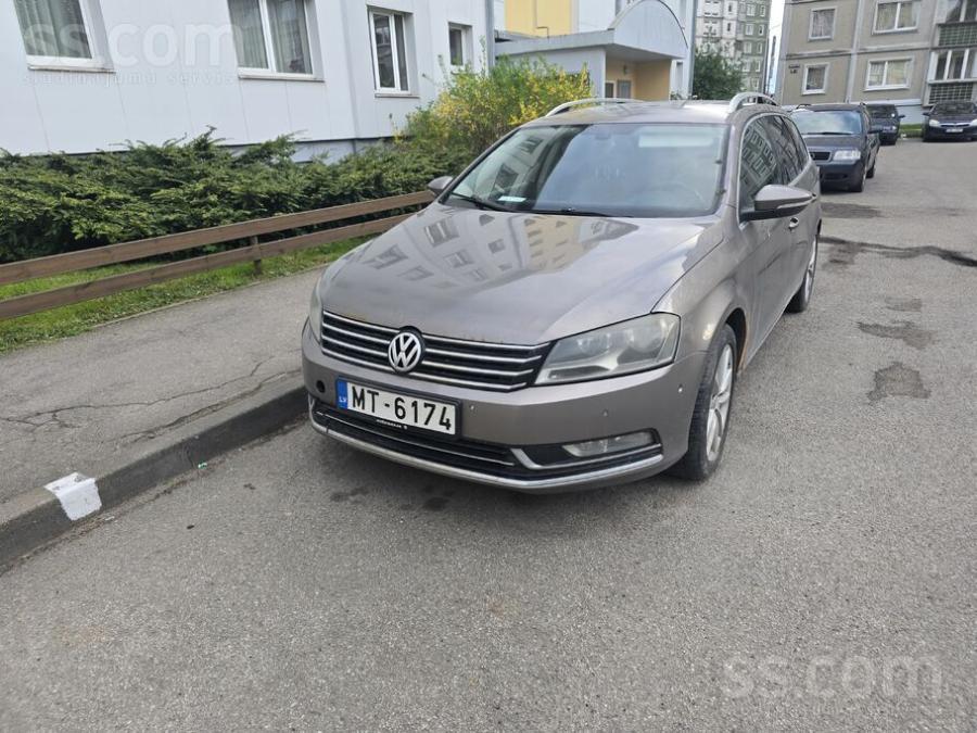 Volkswagen Passat B7 2011 Rīga, ar dzinēja tilpumu 1.80 L un nobraukumu 344 tūkst. km par 1900 €, foto 1 vietnē AUTOMOTO.COM.LV