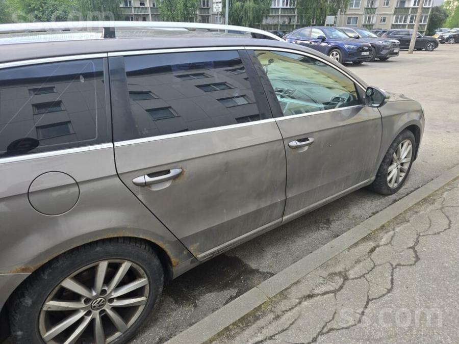 Volkswagen Passat B7 2011 Rīga, ar dzinēja tilpumu 1.80 L un nobraukumu 344 tūkst. km par 1900 €, foto 7 vietnē AUTOMOTO.COM.LV