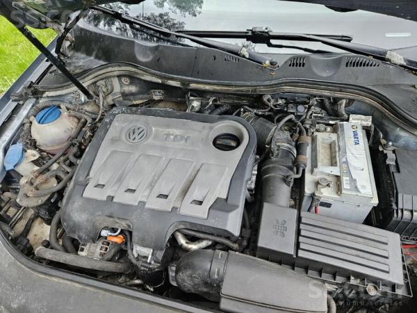 Volkswagen Passat B7 2012 Bauska, ar dzinēja tilpumu 2.00 L un nobraukumu 437 tūkst. km par 3650 €, foto 8 vietnē AUTOMOTO.COM.LV