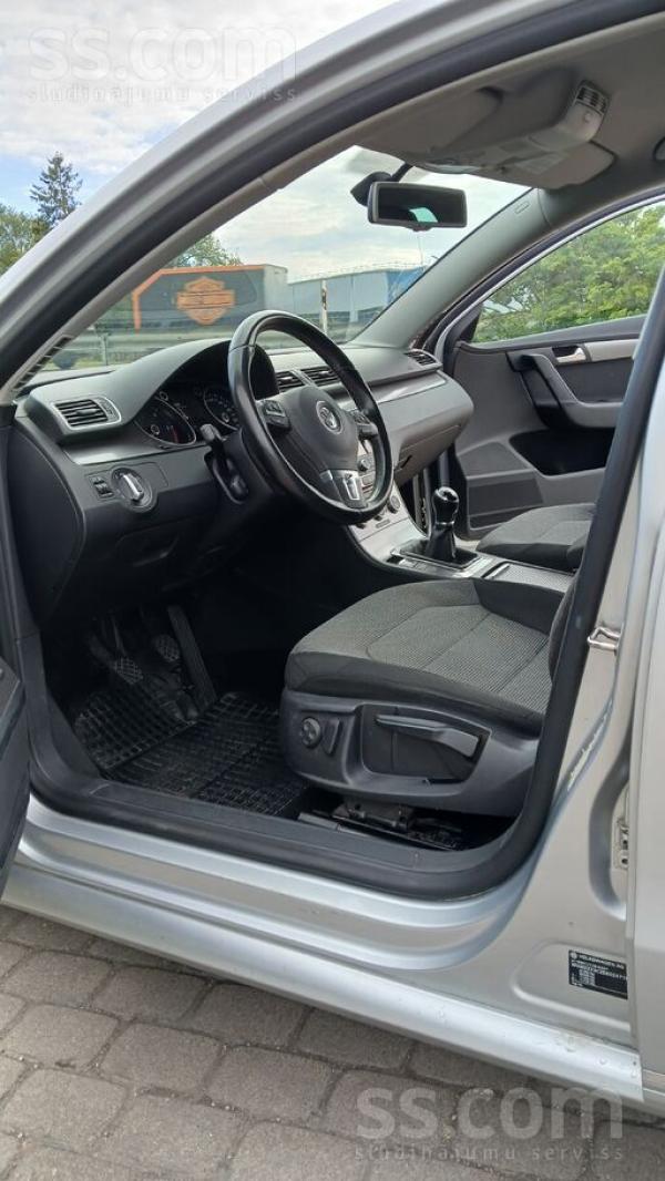 Volkswagen Passat B7 2012 Liepāja, ar dzinēja tilpumu 2.00 L un nobraukumu 298 tūkst. km par 5550 €, foto 6 vietnē AUTOMOTO.COM.LV