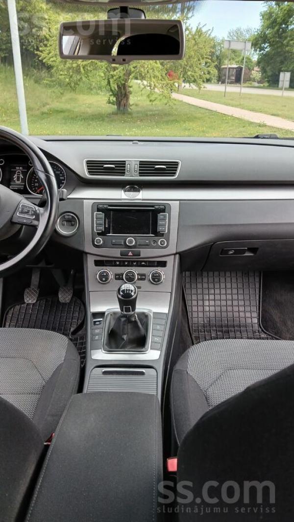 Volkswagen Passat B7 2012 Liepāja, ar dzinēja tilpumu 2.00 L un nobraukumu 298 tūkst. km par 5550 €, foto 10 vietnē AUTOMOTO.COM.LV