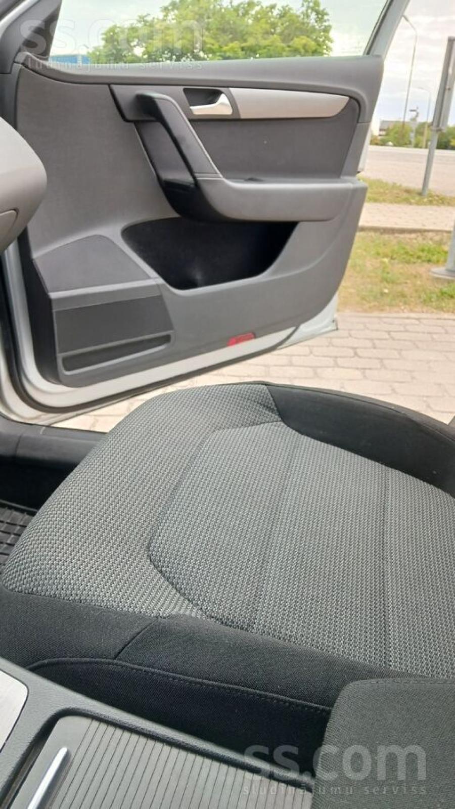 Volkswagen Passat B7 2012 Liepāja, ar dzinēja tilpumu 2.00 L un nobraukumu 298 tūkst. km par 5550 €, foto 14 vietnē AUTOMOTO.COM.LV